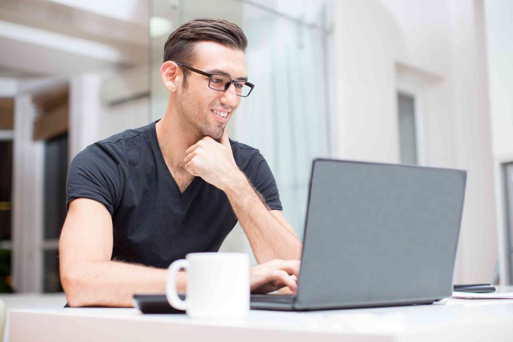 How to Post a Job to Attract the Best Freelancers on Guru