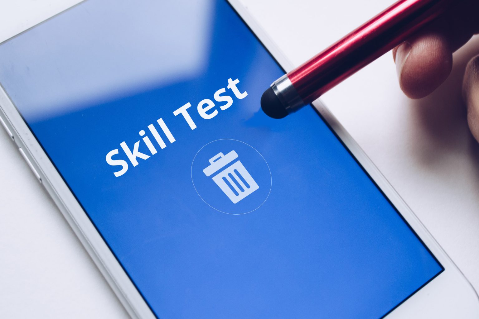 6 Tips on Communicating with Employers on Guru