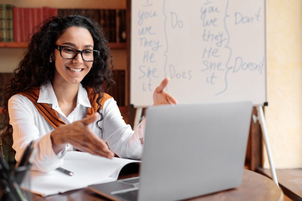 Online Tutor for English Speaking - Guru Blog